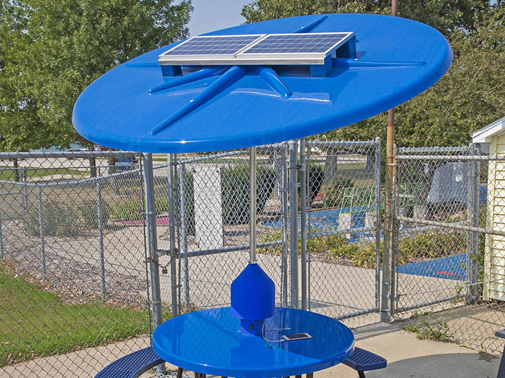 Commercial Outdoor Solar Charging Station for Parks & Municipalities ...