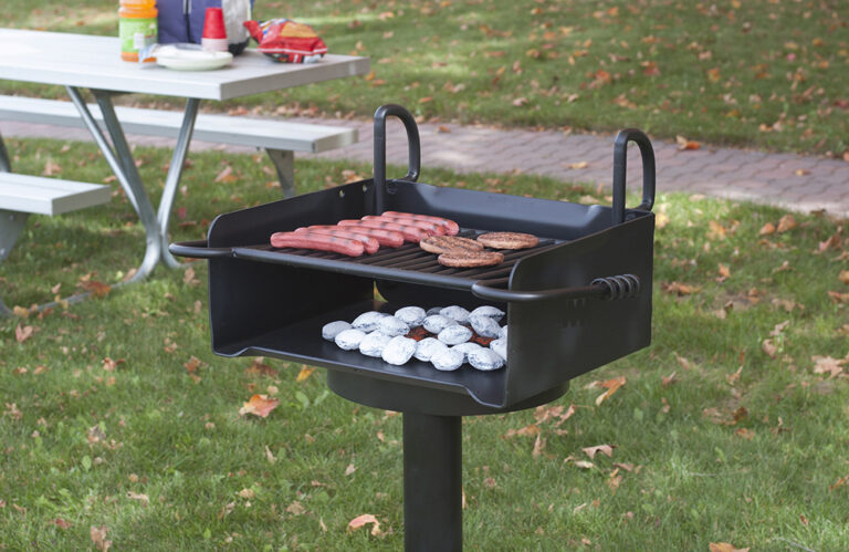 Infinitely Adjustable Pedestal Park Grill - SI16 | Kay Park