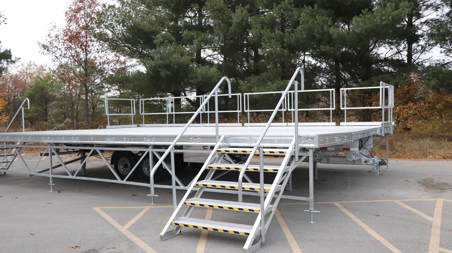 30' x 20' Mobile Stage: Towable Elevated Stage Trailer w/ Guardrails ...